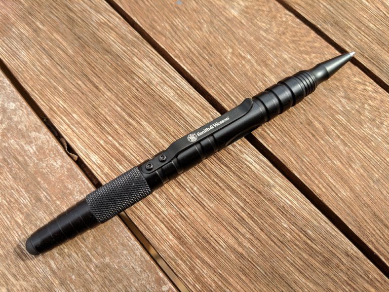 Review: Smith & Wesson SWPEN3BK Tactical Pen and Touchscreen Stylus ...