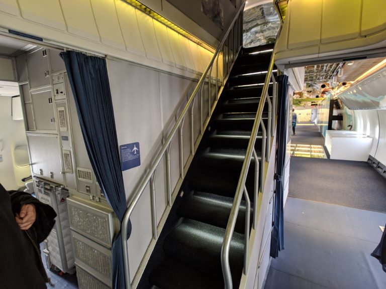 Inside the Delta Flight Museum’s Boeing 747 – Takeoff Junkie